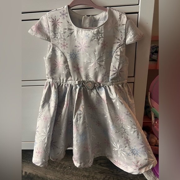 Disney | Dresses | Disney Princess Elsa Snowflake Dress | Poshmark
